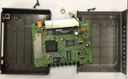 Teardown do Roteador D-Link DI-524